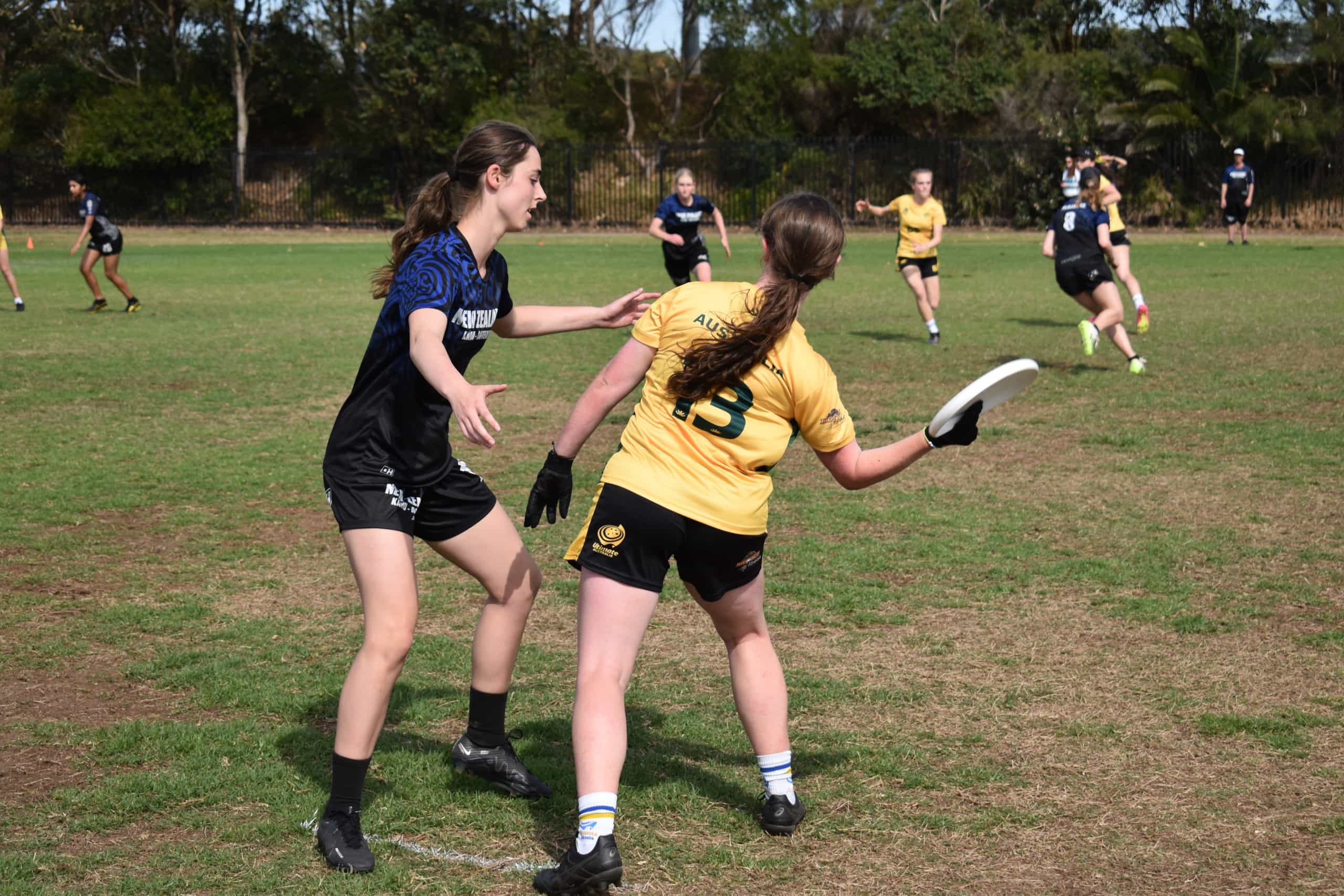 Ultimate Frisbee: Briar Carter and Emily McNamara represent New Zealand