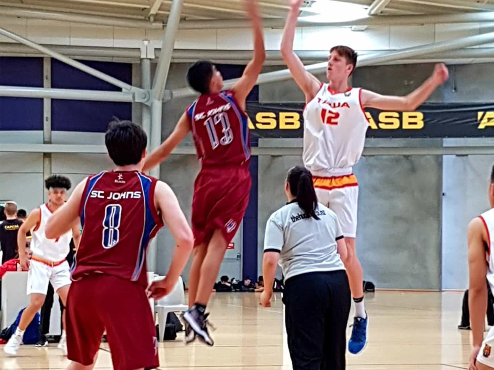 St John's College (Hastings) - Basketball