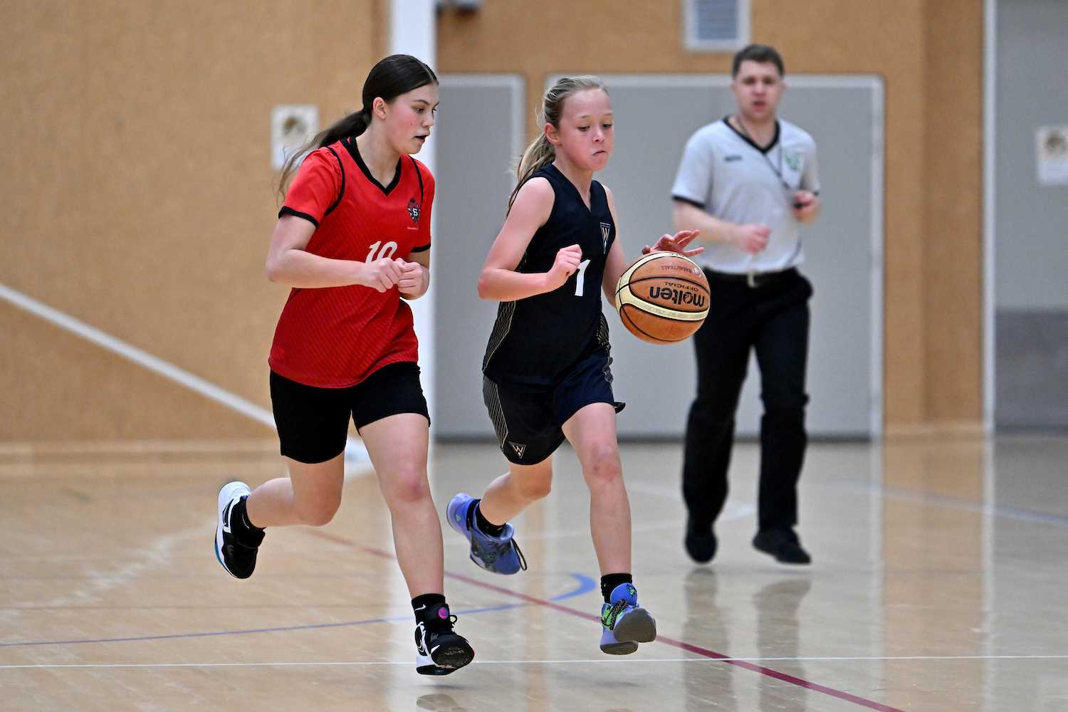 Whitby Collegiate - Basketball