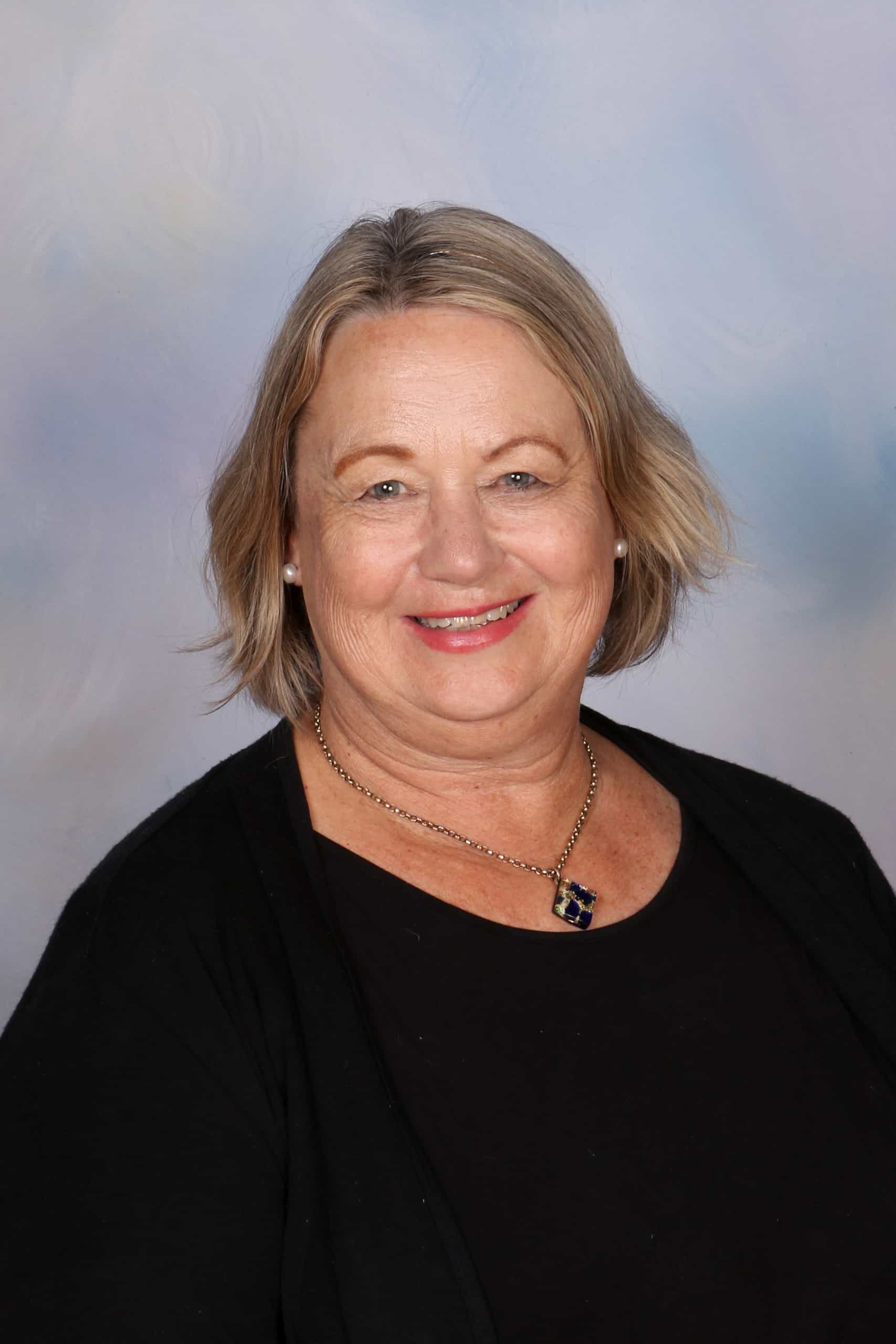 Porritt School - Our Staff