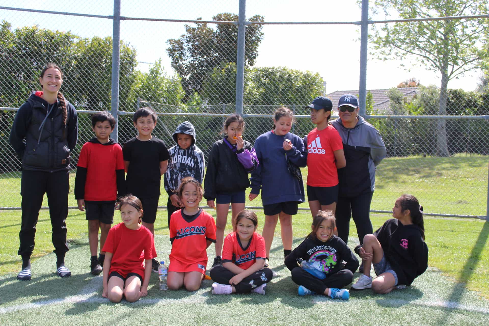 Birkdale Falcons Softball Club Inc. - HOME