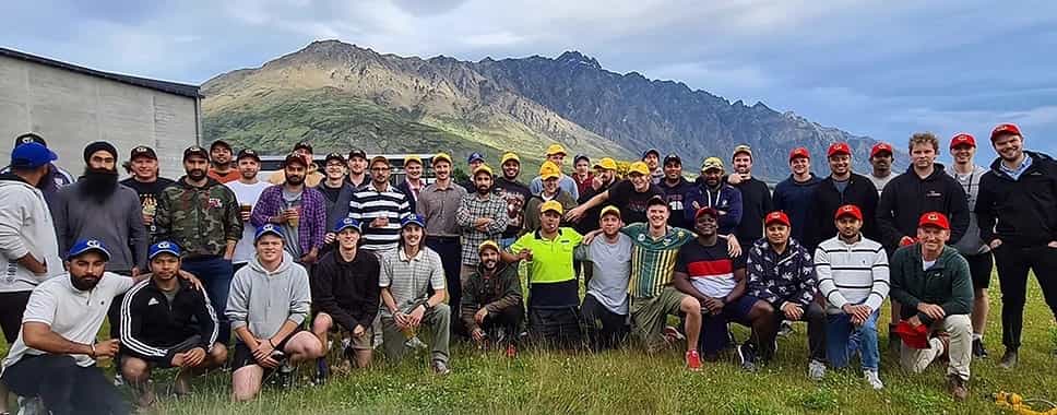 Queenstown Cricket Club - SENIORS
