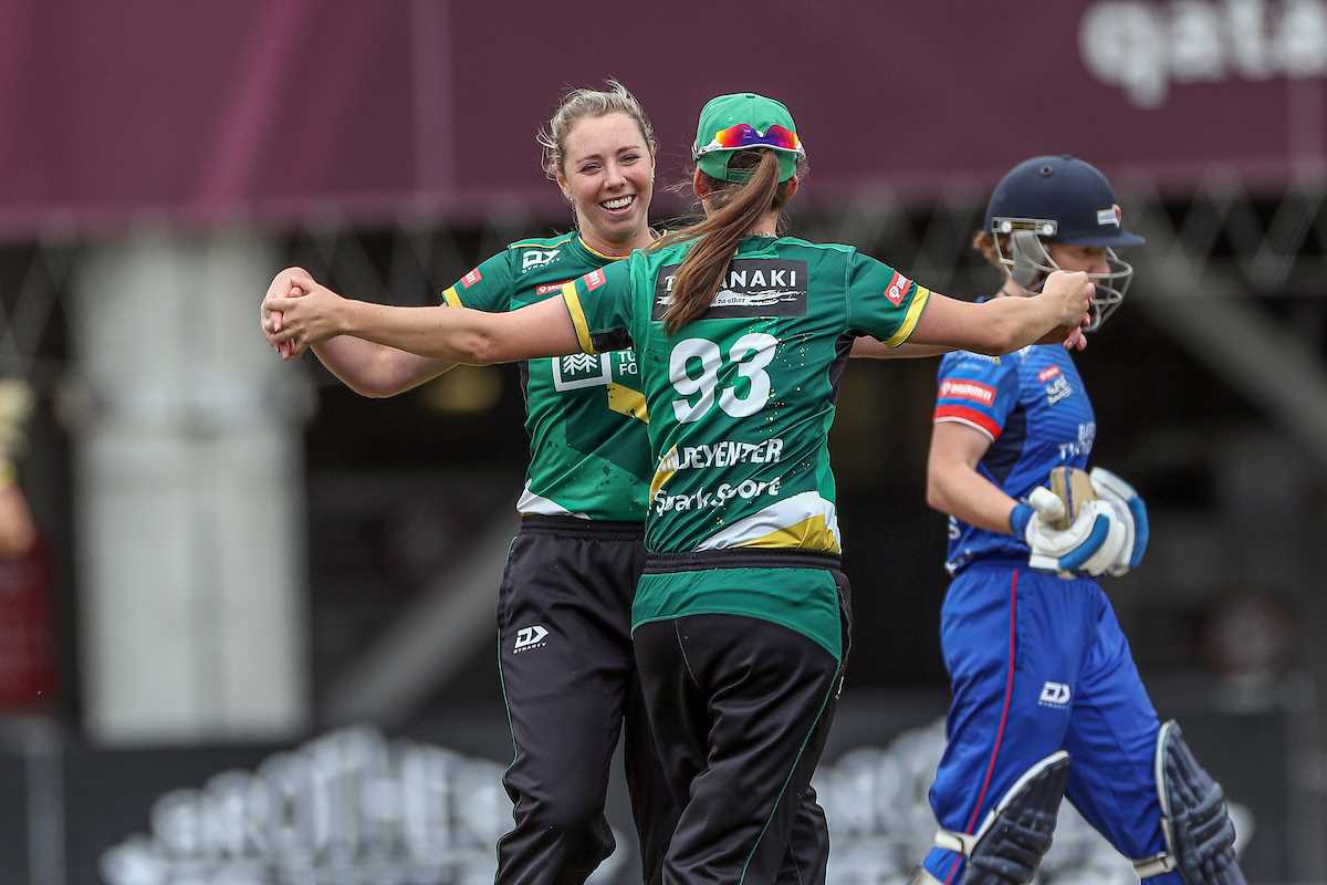 RECORD FALLS AS HINDS WIN AGAIN