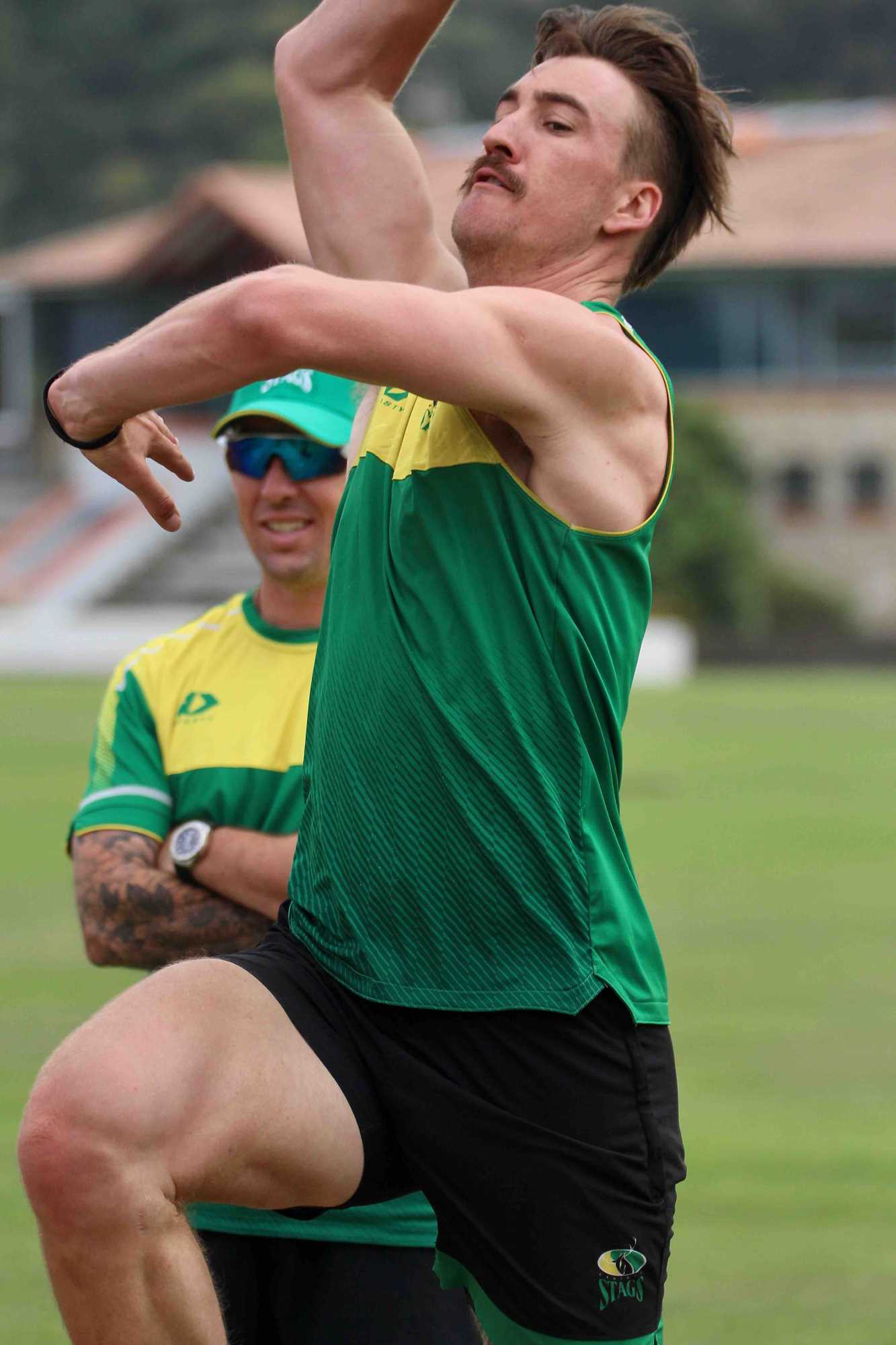 BLAIR TICKNER BACK FOR BASIN SMASH