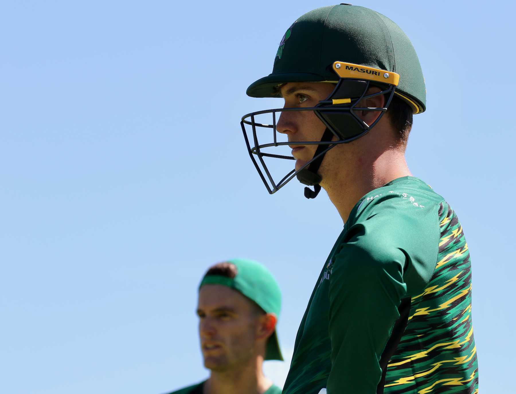 TWO NEW FACES IN CENTRAL STAGS