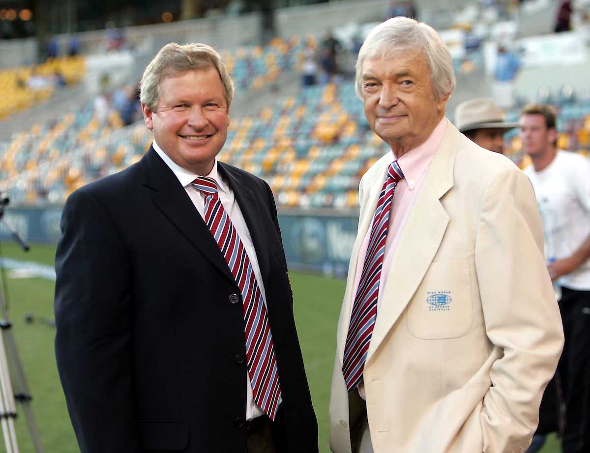 SMITHY WINS BERT SUTCLIFFE MEDAL