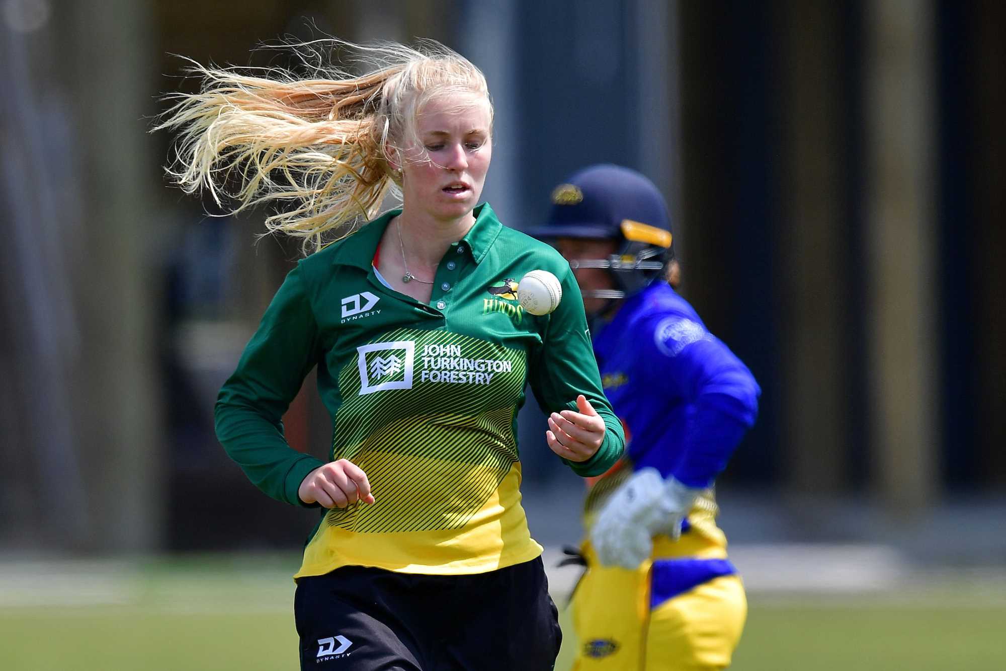 HINDS RECLAIM TOP SPOT