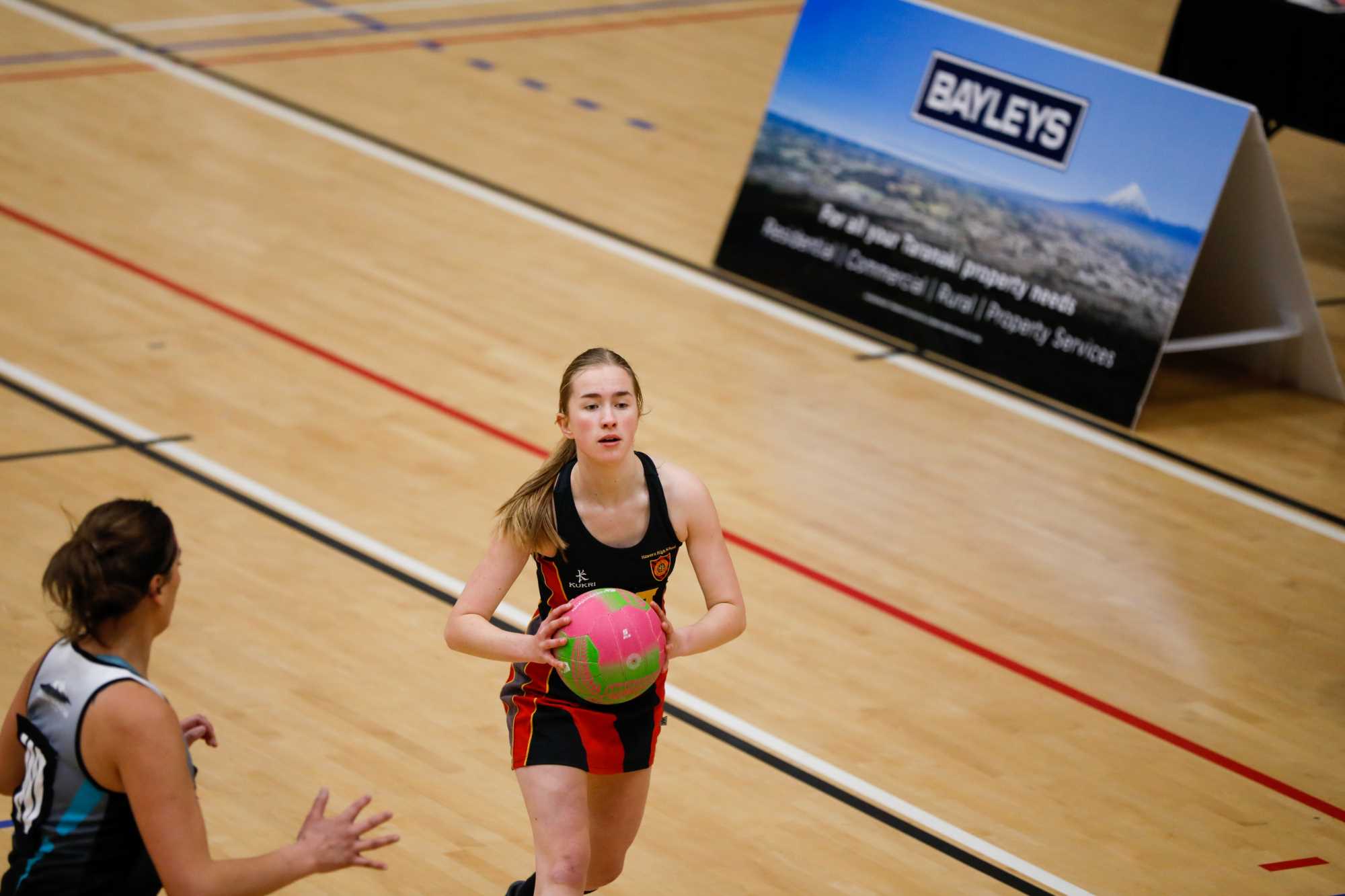 Bayleys recommits to support Netball Taranaki's premier competitions