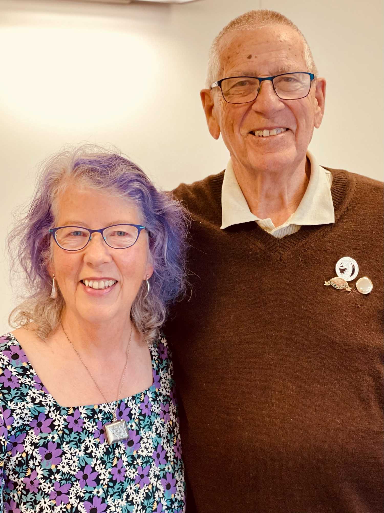 ROGER LEDINGHAM RECEIVES NETBALL NEW ZEALAND SERVICE AWARD